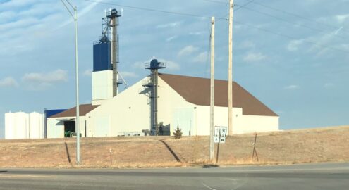 Fertilizer Plant Bi-Fold Doors - Midland Door Solutions